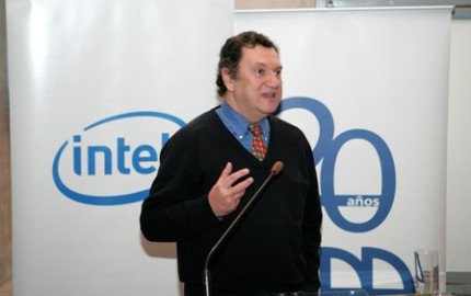 Seminario Mujeres a la Conquista de la Nube - Investigación